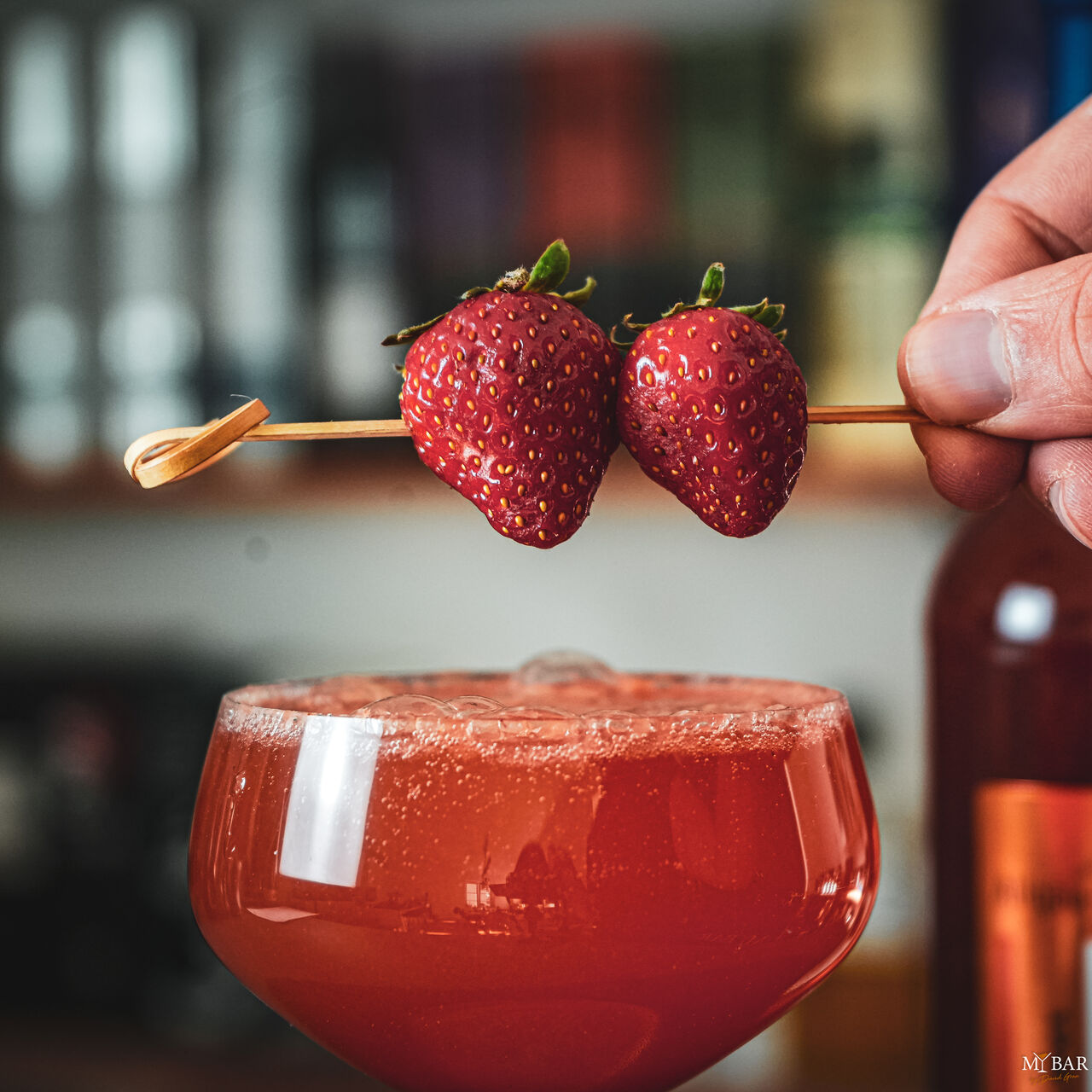 Cocktail Mit Erdbeerlimes